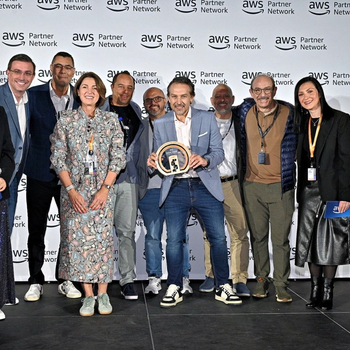 NTT DATA es Industry Partner of the Year en AWS Partner Awards 2025 ...